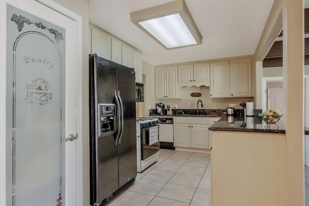 315 West Longview Avenue - Katzakian Real Estate