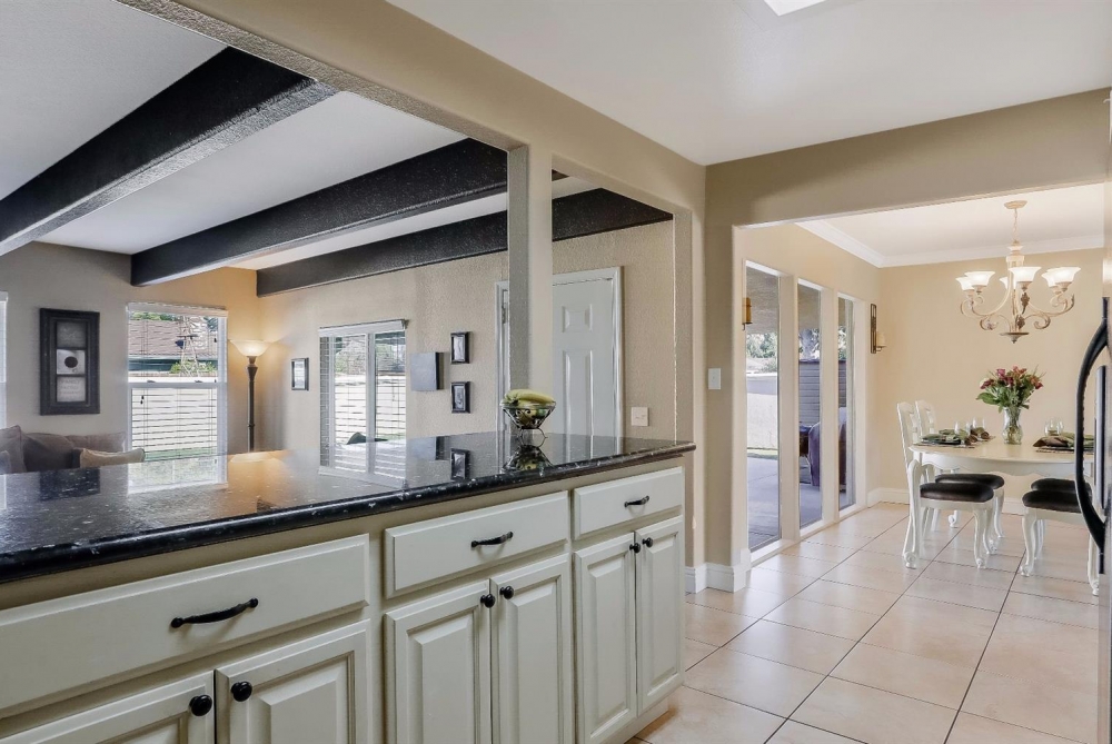 315 West Longview Avenue - Katzakian Real Estate