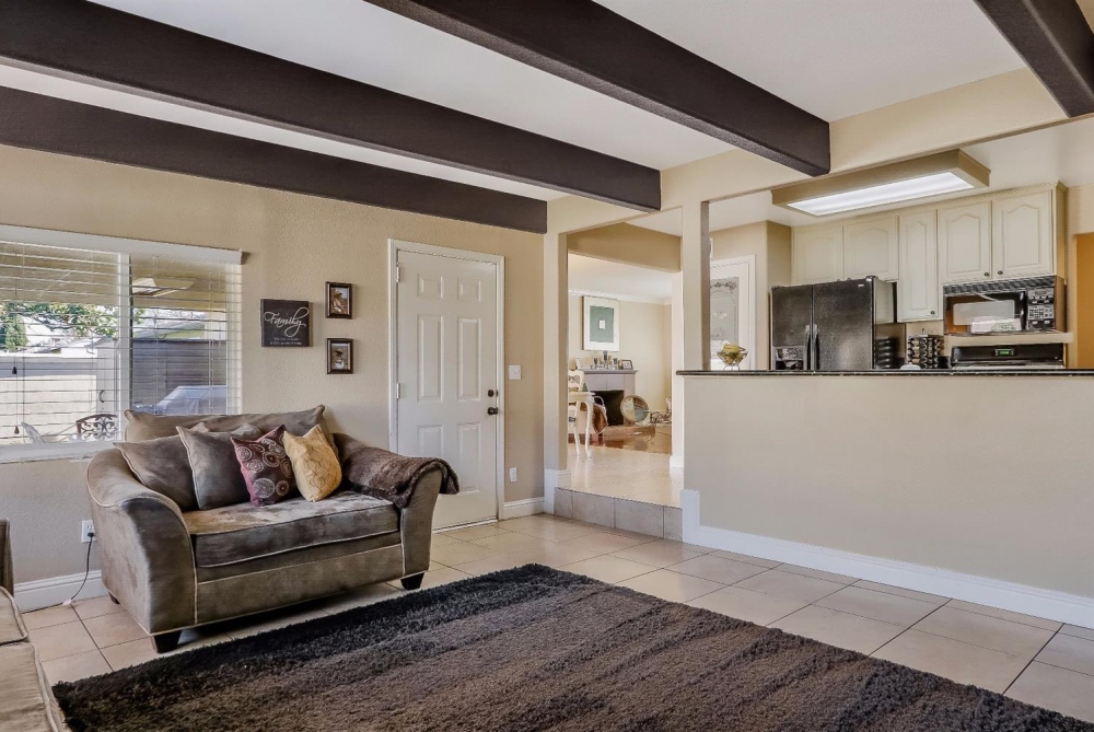 315 West Longview Avenue - Katzakian Real Estate