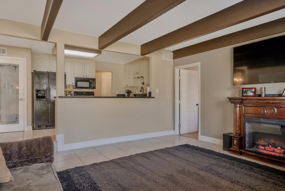 315 West Longview Avenue - Katzakian Real Estate